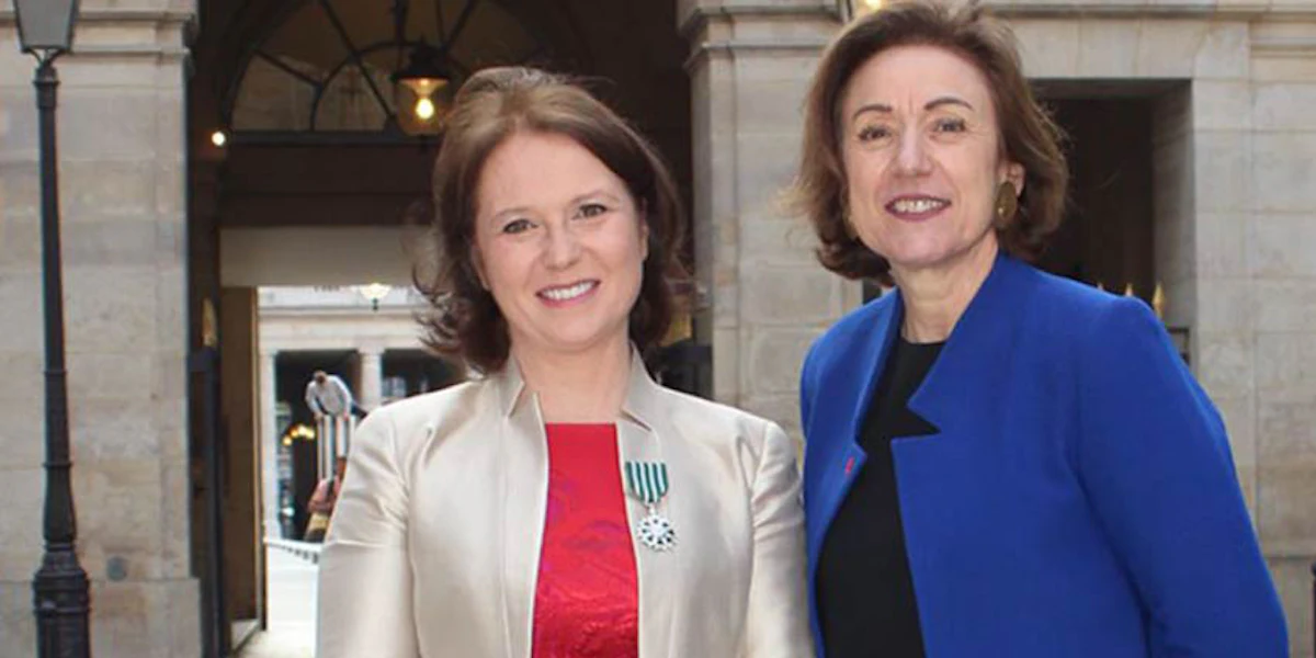 Givaudan’s Calice Becker Honored with médaille de Chevalier dans l ...