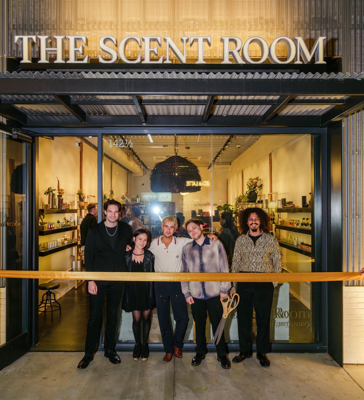 Perfume Retail Experience The Scent Room Debuts in Los Angeles ...